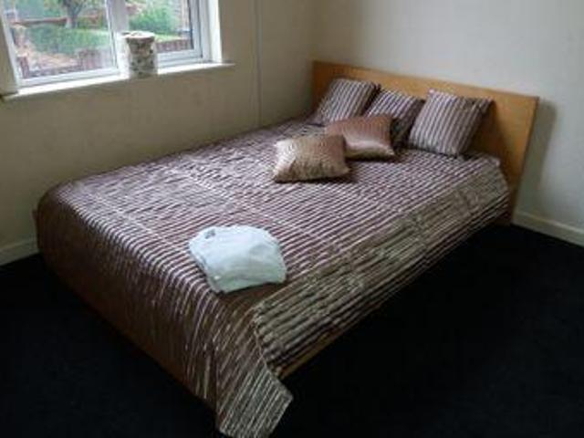 1 Bedrooms Flat for rent in Austhorpe Road, Crossgates LS15