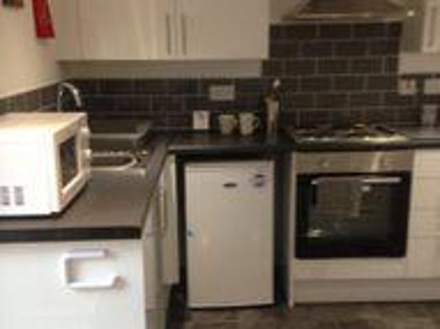 1 Bedrooms Flat for rent in Austhorpe Road, Leeds LS15