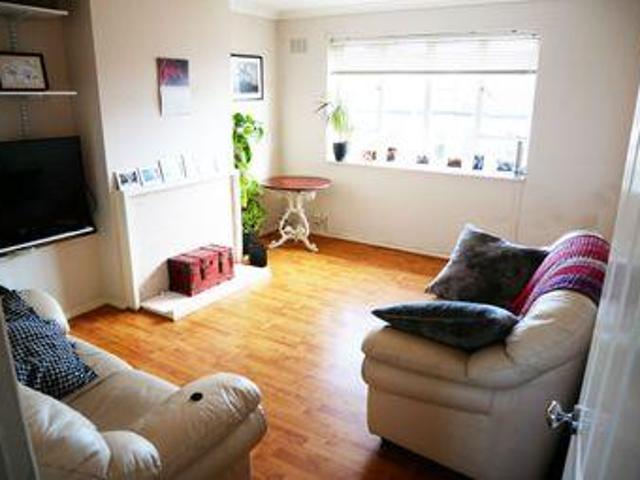 1 Bedrooms Flat for rent in Boundaries Road, London SW12