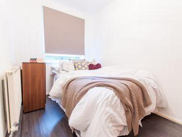 1 Bedrooms Flat for rent in Bourne Terrace, Paddington, Central London W2