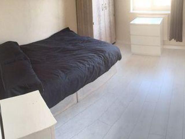 1 Bedrooms Flat for rent in Bow Road, London E3