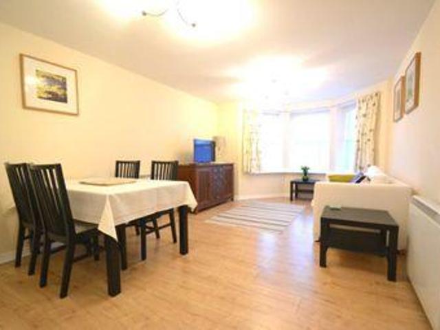 1 Bedrooms Flat for rent in Boddington Gardens, Acton Town W3