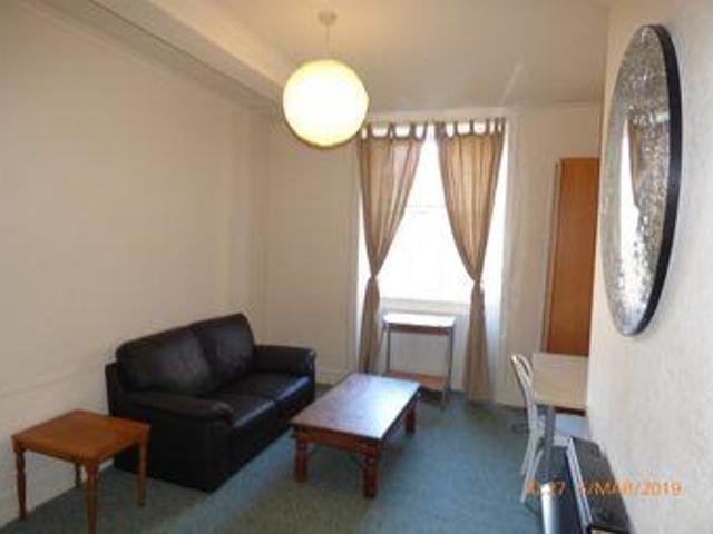 1 Bedrooms Flat for rent in Boroughloch Square, Edinburgh EH8