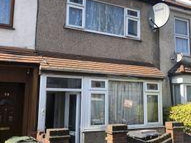 1 Bedrooms Flat for rent in Borwick Avenue, London E17