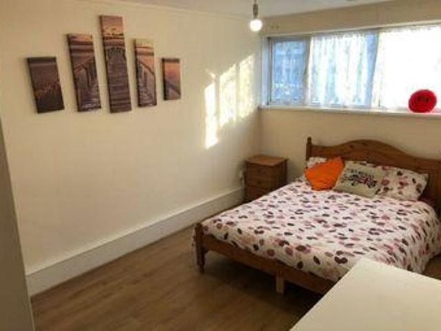 1 Bedrooms Flat for rent in Bazely Street, Canary Wharf E14