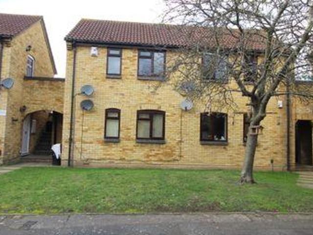 1 Bedrooms Flat for rent in Badgers Close, Hayes UB3