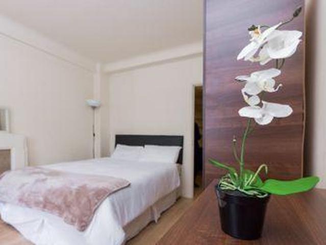 1 Bedrooms Flat for rent in Baker Street, Marylebone, Central London NW1