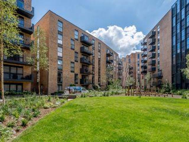1 Bedrooms Flat for rent in Baldwin Court, Lyon Square, Lyon Road, Harrow HA1