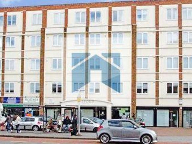 1 Bedrooms Flat for rent in Balfour House, High Road, Ilford IG1