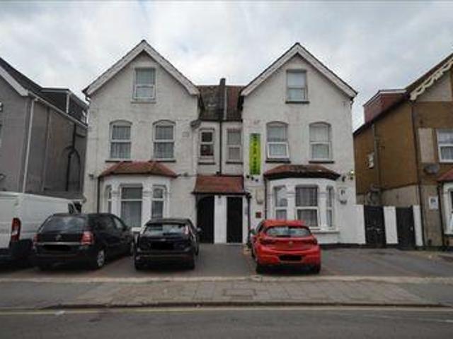 1 Bedrooms Flat for rent in Balfour Road, Ilford IG1