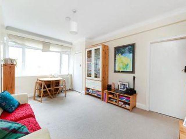 1 Bedrooms Flat for rent in Balham High Road, London SW17