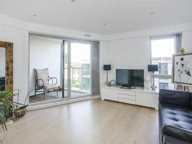 1 Bedrooms Flat for rent in Balham Hill, London SW12