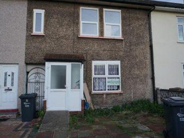 1 Bedrooms Flat for rent in Baron Road, Dagenham RM8