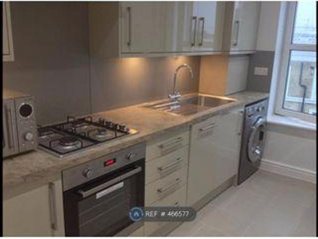 1 Bedrooms Flat for rent in Barons Court Road, West Kensington W14