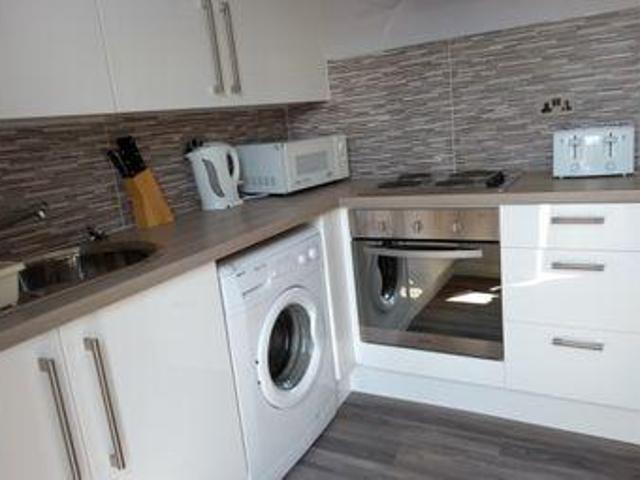 1 Bedrooms Flat for rent in Barnton Street, Stirling Town, Stirling FK8