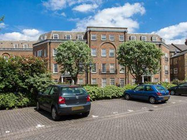 1 Bedrooms Flat for rent in Beaufoy House, Vauxhall SW8