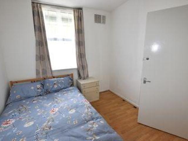 1 Bedrooms Flat for rent in Becklow Road, Shepherds Bush W12