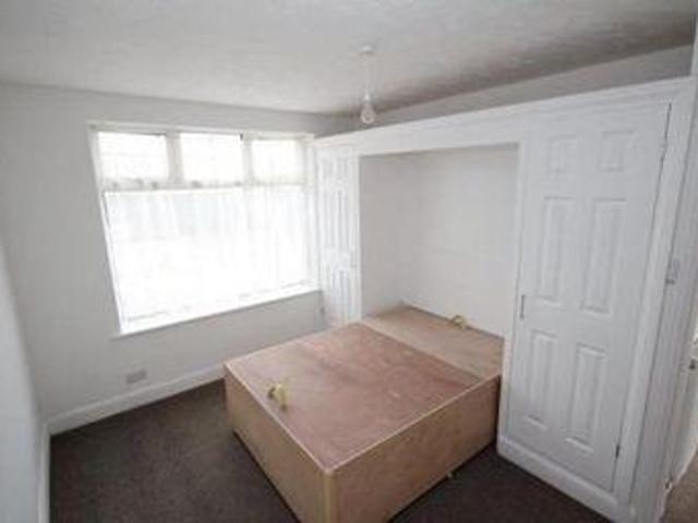 1 Bedrooms Flat for rent in Beechwood Road, Leagrave, Luton LU4