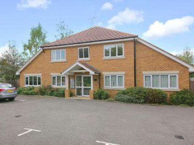 1 Bedrooms Flat for rent in Beeches House, High Street, Northwood HA6
