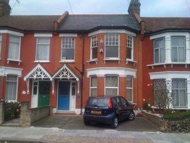 1 Bedrooms Flat for rent in Belsize Avenue, London N13