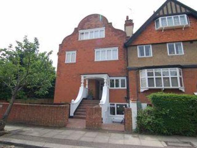 1 Bedrooms Flat for rent in Berkeley Place, London SW19
