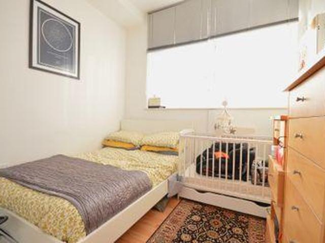 1 Bedrooms Flat for rent in Bernhard Baron House, Henriques Street, London E1