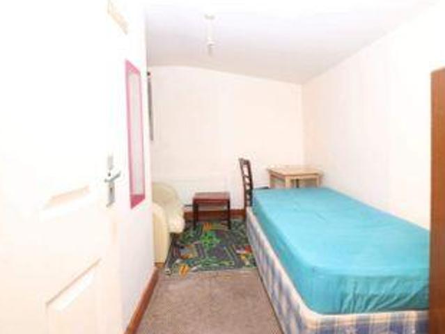1 Bedrooms Flat for rent in Biscot Road, Luton LU3