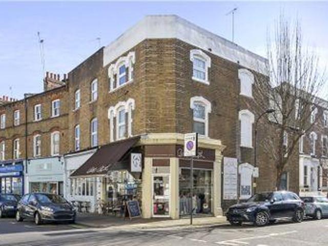 1 Bedrooms Flat for rent in Blythe Road, Brook Green, London W14