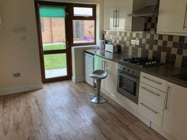 1 Bedrooms Flat for rent in Blythswood Road, Ilford IG3