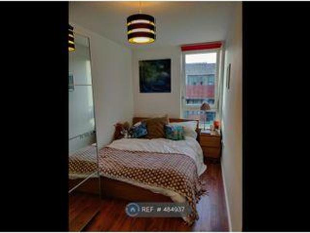 1 Bedrooms Flat for rent in Blackthorn House, London SE16