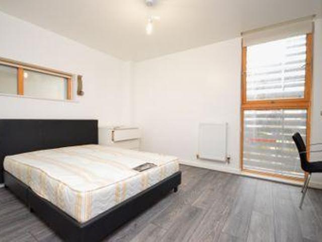 1 Bedrooms Flat for rent in Blackwall Way, Canary Wharf E14