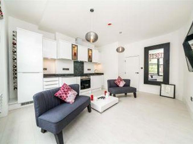 1 Bedrooms Flat for rent in Blomfield Villas, Little Venice W2