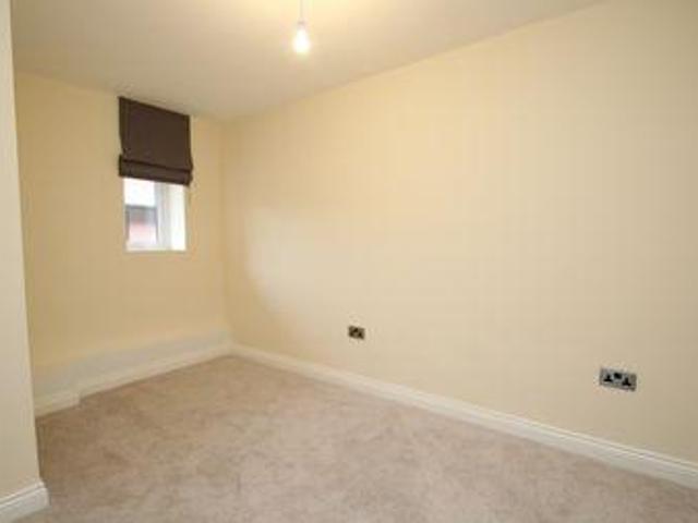 1 Bedrooms Flat for rent in Brunswick Court, Leeds LS2