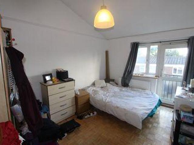 1 Bedrooms Flat for rent in Bradley Close, London N7