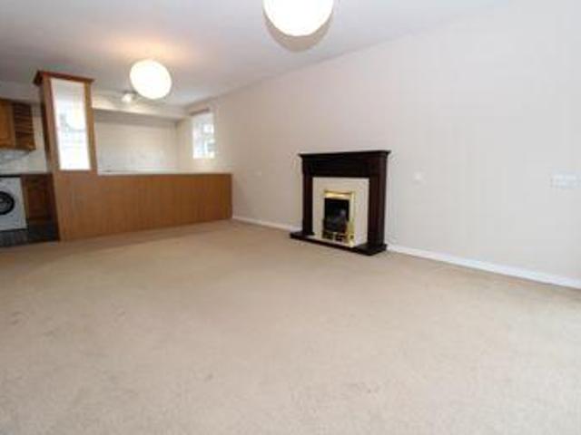 1 Bedrooms Flat for rent in Brambledown Road, Wallington SM6