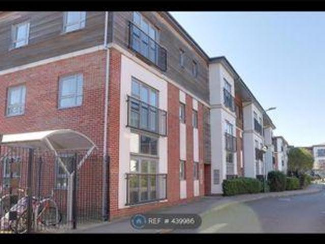 1 Bedrooms Flat for rent in Brant Court, Romford RM1
