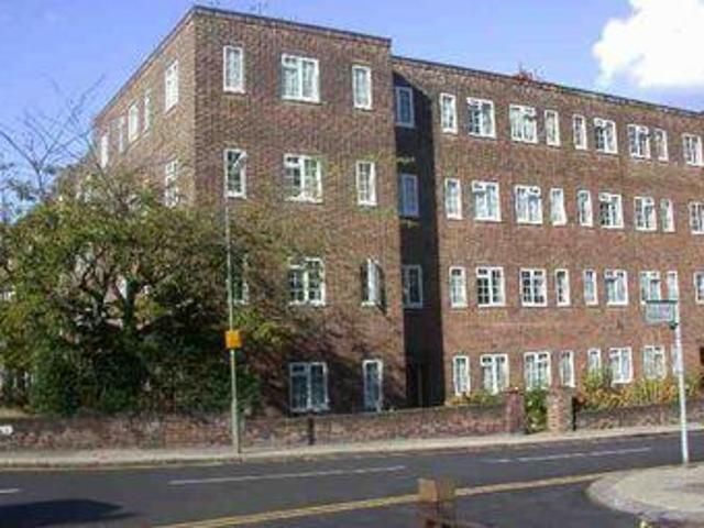 1 Bedrooms Flat for rent in Brent Street, Hendon NW4