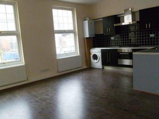 1 Bedrooms Flat for rent in Brighton Road, Purley, Surrey CR8