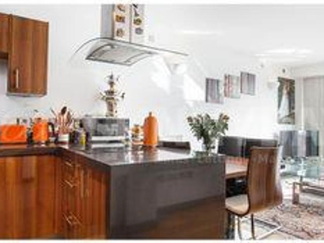 1 Bedrooms Flat for rent in Bridge Court Road, Battersea SW11