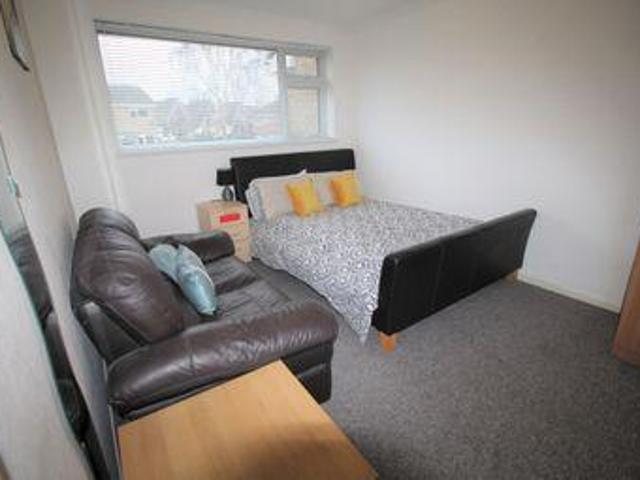 1 Bedrooms Flat for rent in Bridgeacre Gardens, Room 1, Coventry CV3