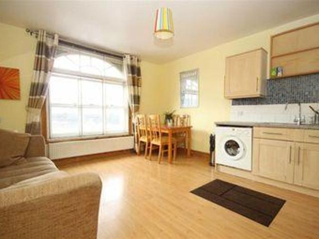 1 Bedrooms Flat for rent in Brixton Station Road, London SW9