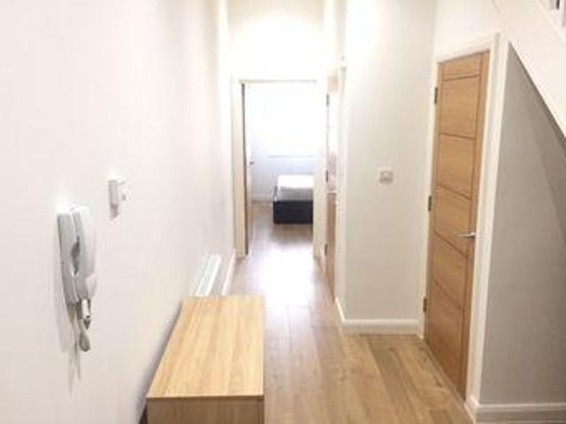 1 Bedrooms Flat for rent in Broadway, London W13