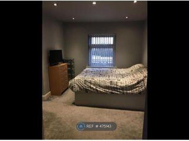 1 Bedrooms Flat for rent in Browngraves Road, Harlington, Hayes UB3