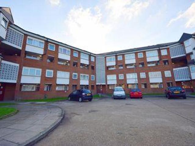 1 Bedrooms Flat for rent in Buttsbury Road, Ilford IG1