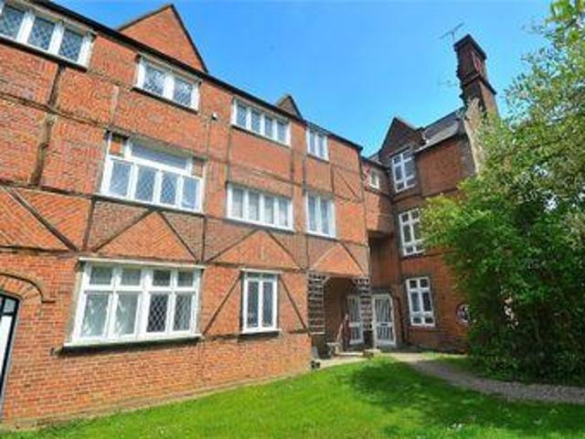 1 Bedrooms Flat for rent in Buckingham Court, The Close, Dunmow CM6