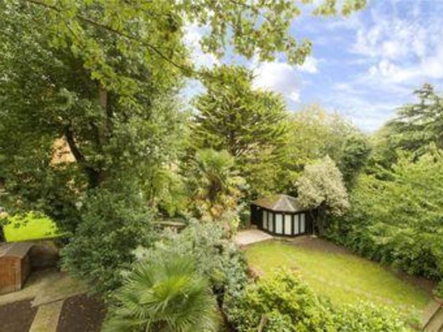 1 Bedrooms Flat for rent in Buckland Crescent, London NW3