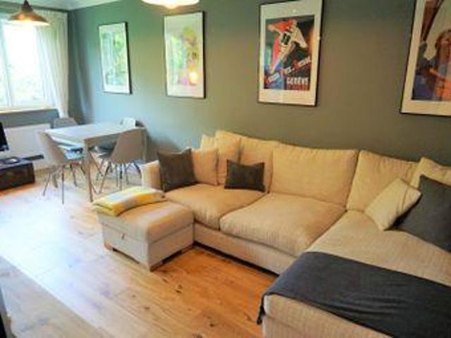 1 Bedrooms Flat for rent in Burke Close, London SW15