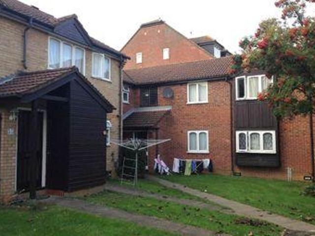 1 Bedrooms Flat for rent in Burrell Close, Edgware HA8