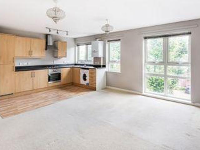 1 Bedrooms Flat for rent in Burway Close, South Croydon CR2