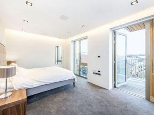 1 Bedrooms Flat for rent in Godwin House, Duchess Walk, One Tower Bridge SE1